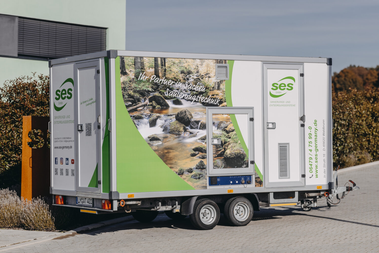 Mietgeräte – Mobile 3-Kammer-Schleuse zur Dekontamination - SES GmbH ...